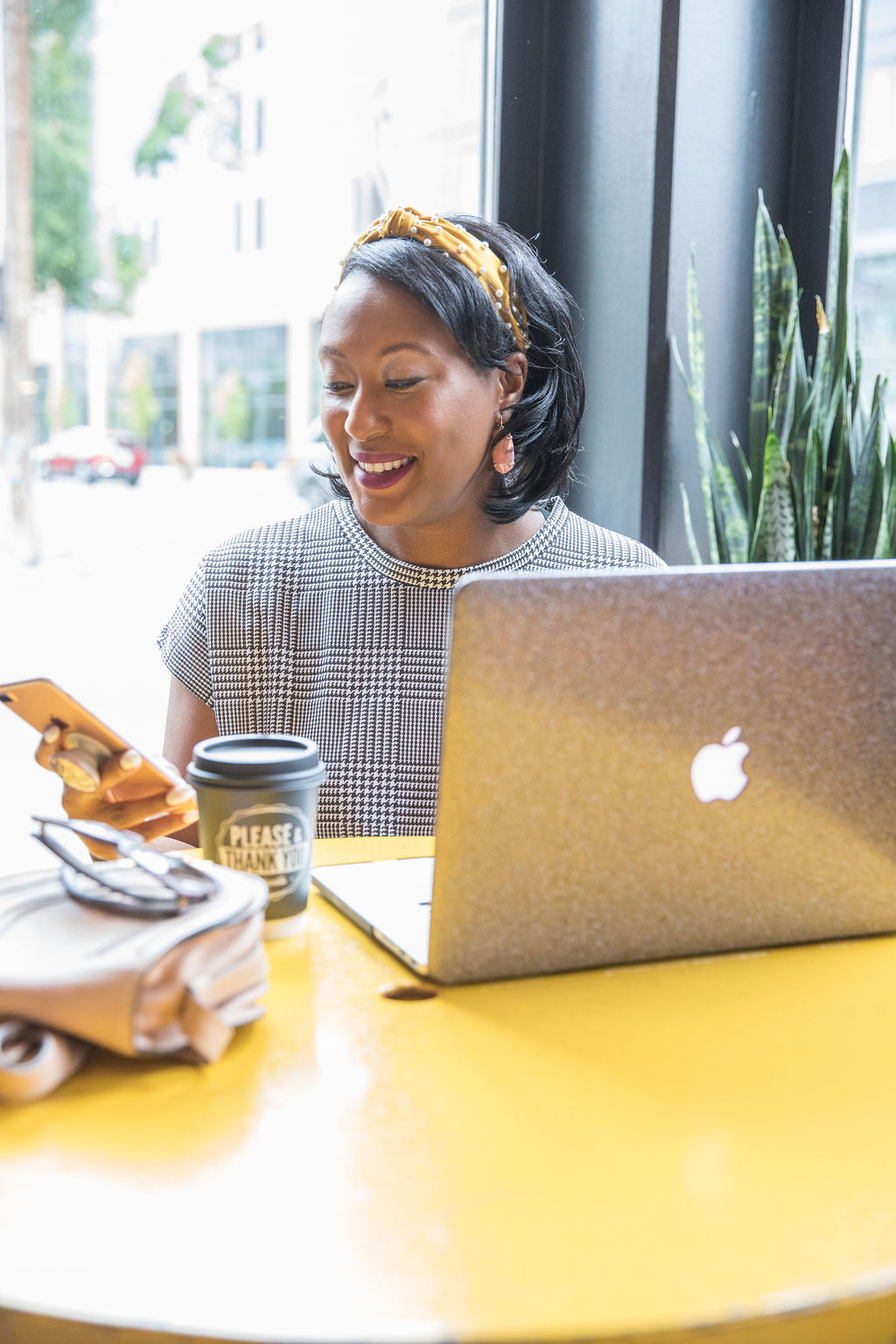 Coffee in Nulu - Absolutely Alli