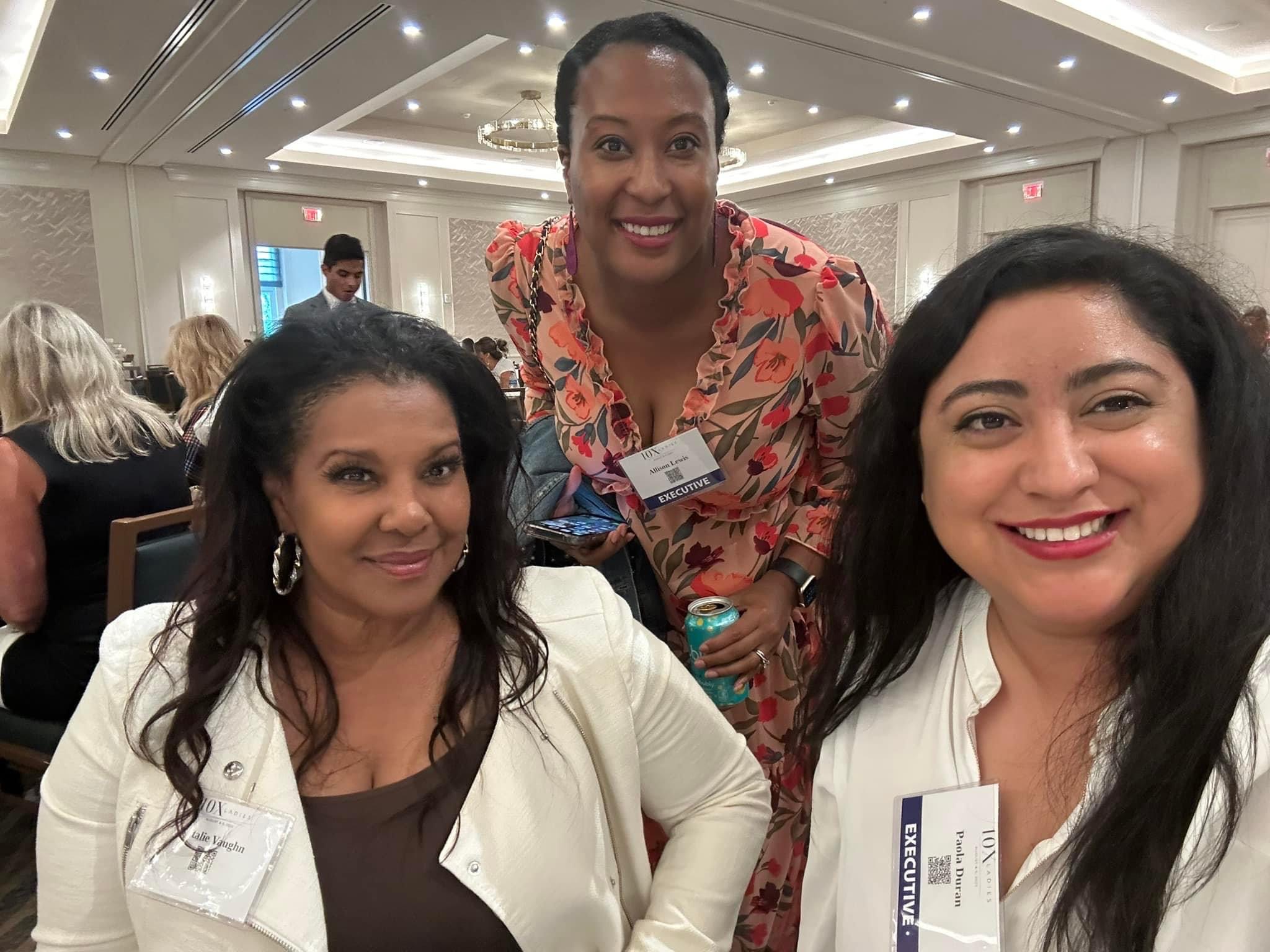 How to Encourage Your Employees to Work Together as a Team - Absolutely ...